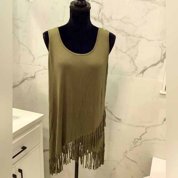 Seventh Avenue | Tops | Stylish Fringe Top For Summer | Poshmark